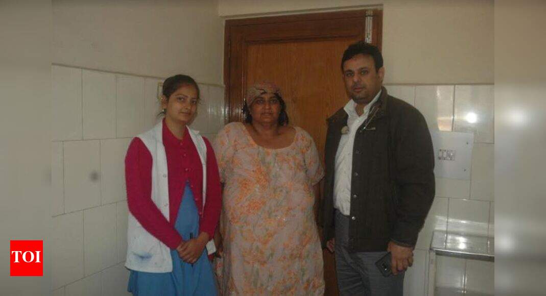 Tumor removed through laparoscopic surgery in a woman weighing 135kg ...