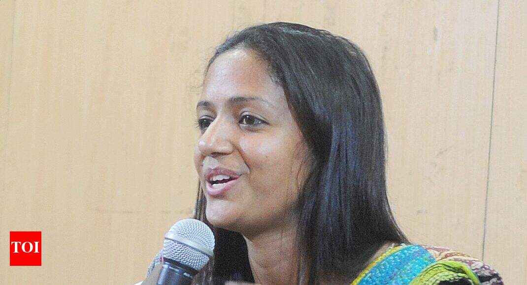 Delhi honour killing: Shehla Rashid tells Muslims to side with love ...