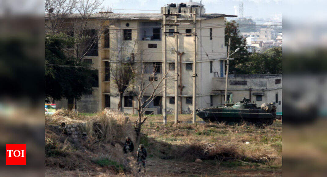 Sunjuwan Attack: Armyman’s injured wife gives birth to baby girl ...