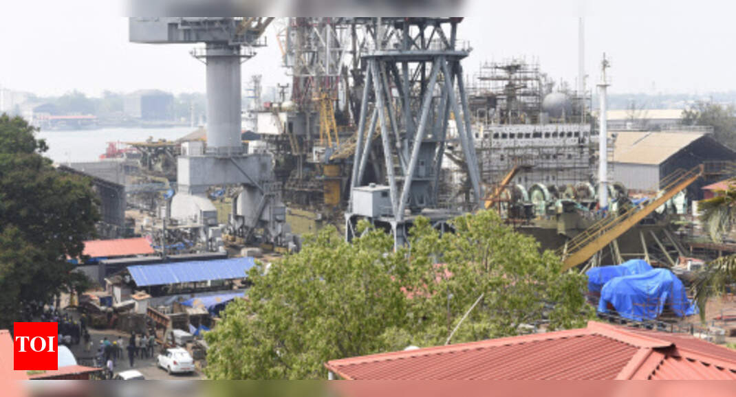 Centre seeks report from CSL on blast on under repair ONGC ship | Kochi ...