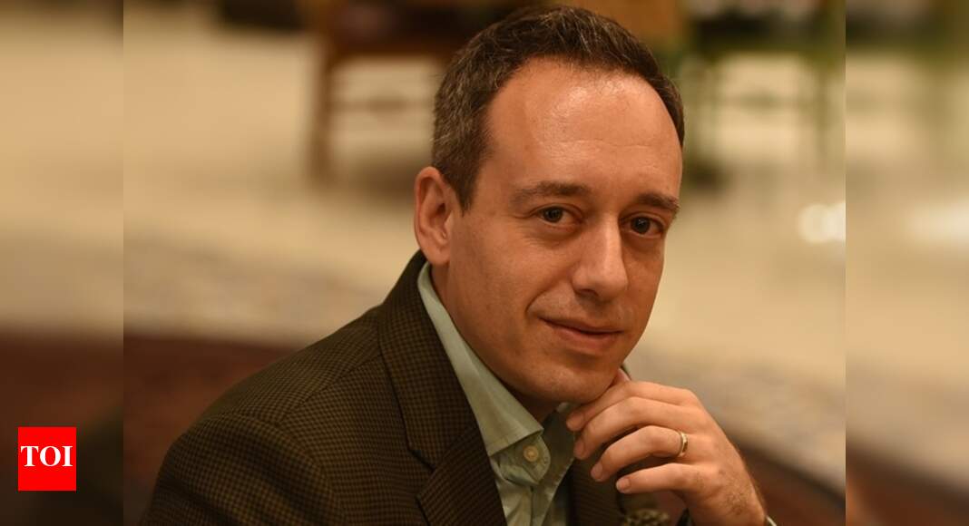 I enjoyed working with Rahman on Ghajini and Delhi-6: Joshua Pollock ...