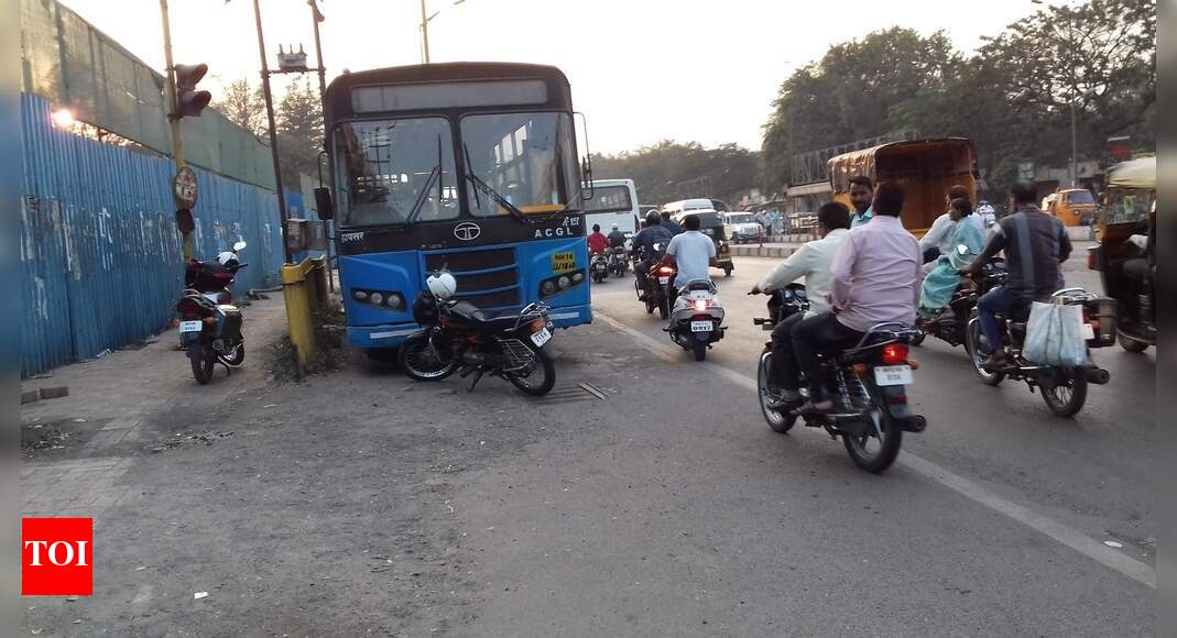 PMPML BUS BREAKDOWN - Times of India