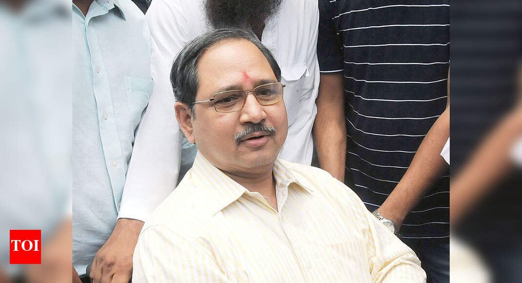 Ishrat Jahan case: CBI court discharges former Gujarat cop PP Pandey ...