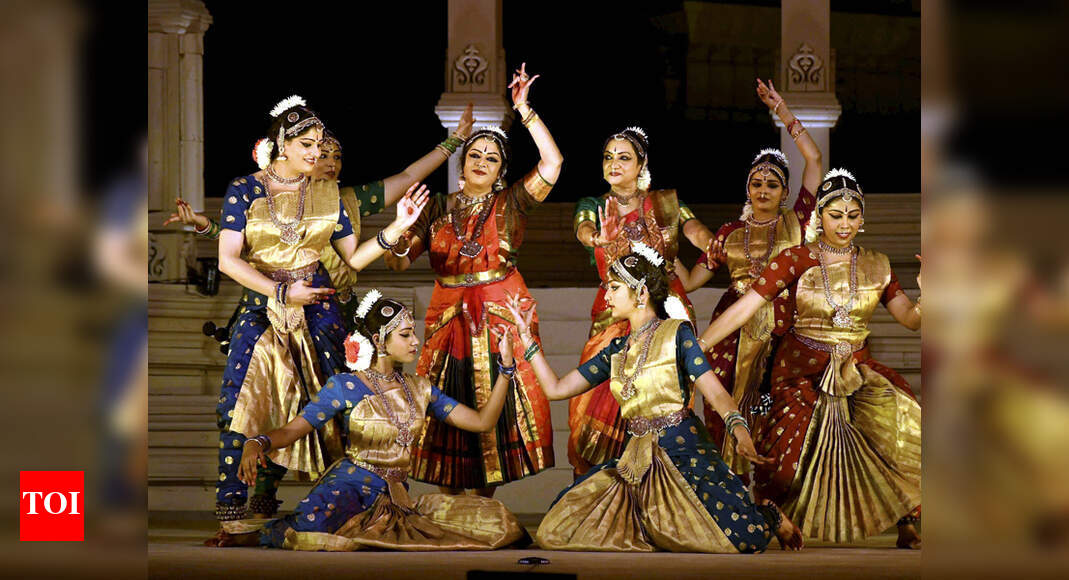 Khajuraho Dance Festival: Colourful Rasleela delights audience at ...