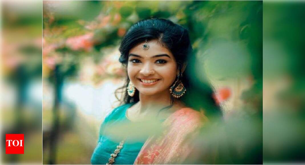 Manjurukum Kaalam fame actress Monisha's wedding teaser thrills the ...