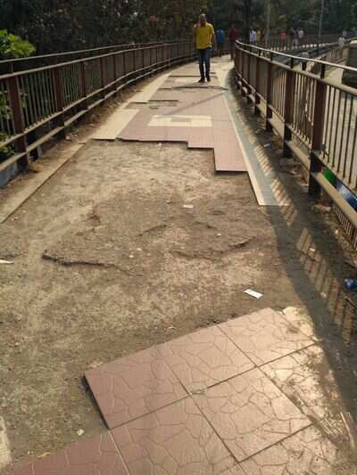 Walkway connecting Z Bridge To matunga road - Times of India