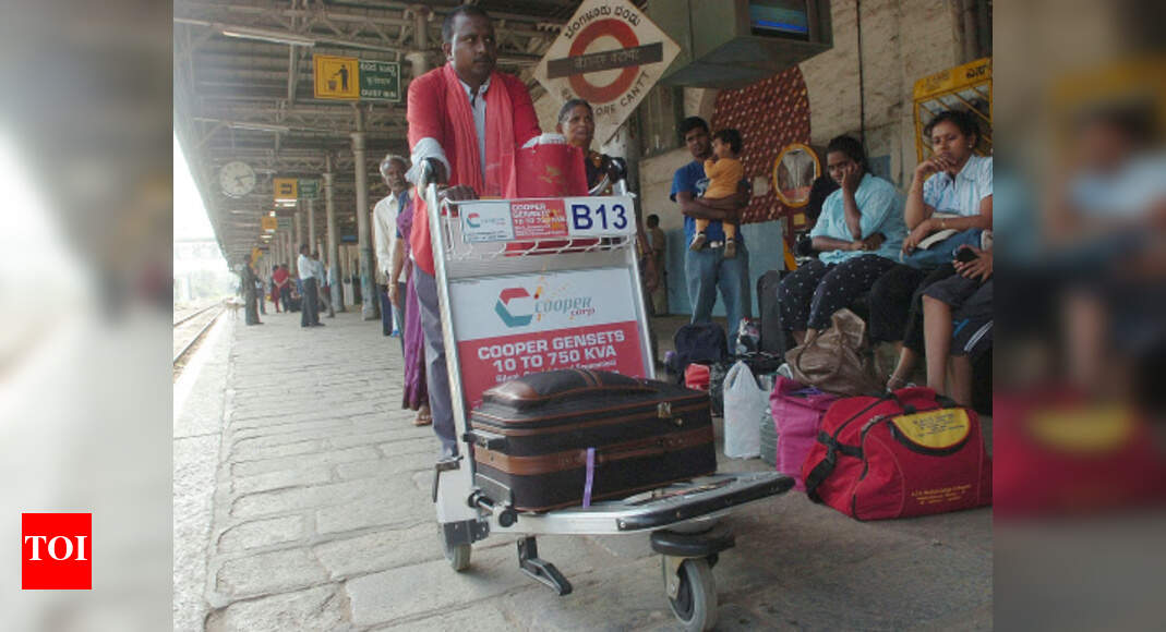 Railway Jobs 2018: World's biggest? Railways starts hiring 90,000 ...