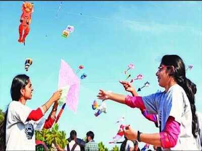 Kite fest brings cheers to autistic kids | Thiruvananthapuram News ...