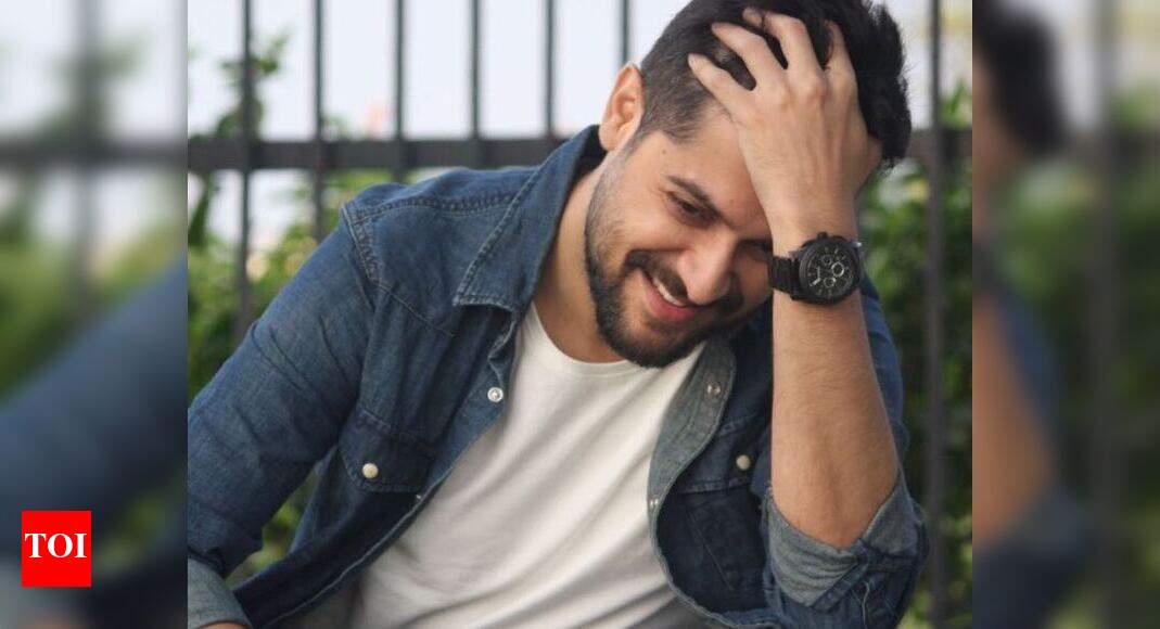 Vikram Chatterjee's new show keeps social media abuzz - Times of India