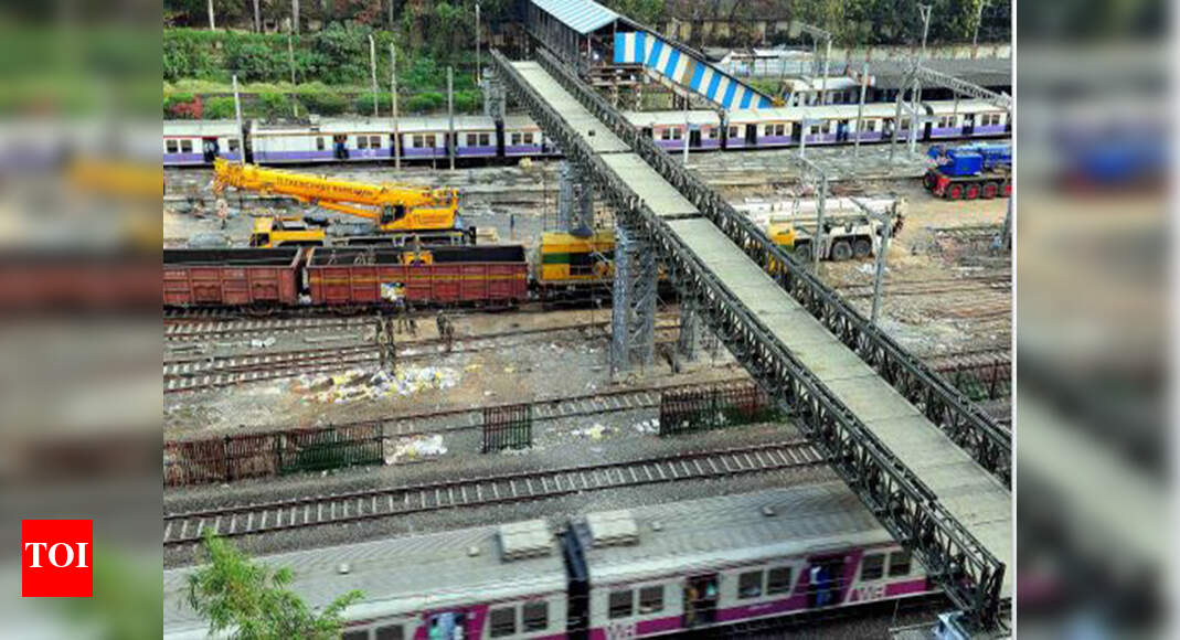 Foot Over-Bridges (FOBs) At Elphinstone Road-: It took army just 117 ...