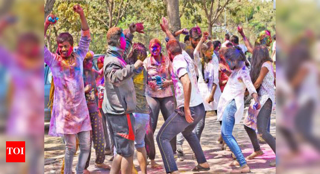 Holi: Save water this Holi, pollution board appeals to revellers ...