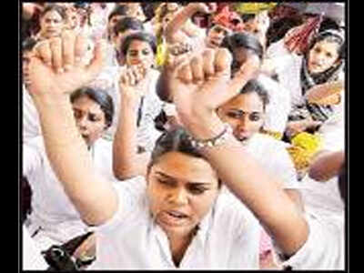 High court bans nurses' strike called from Monday | Kochi News - Times ...
