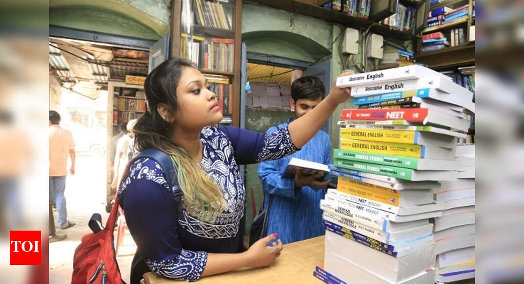 Kolkata’s heritage bookstore goes digital & how - Times of India