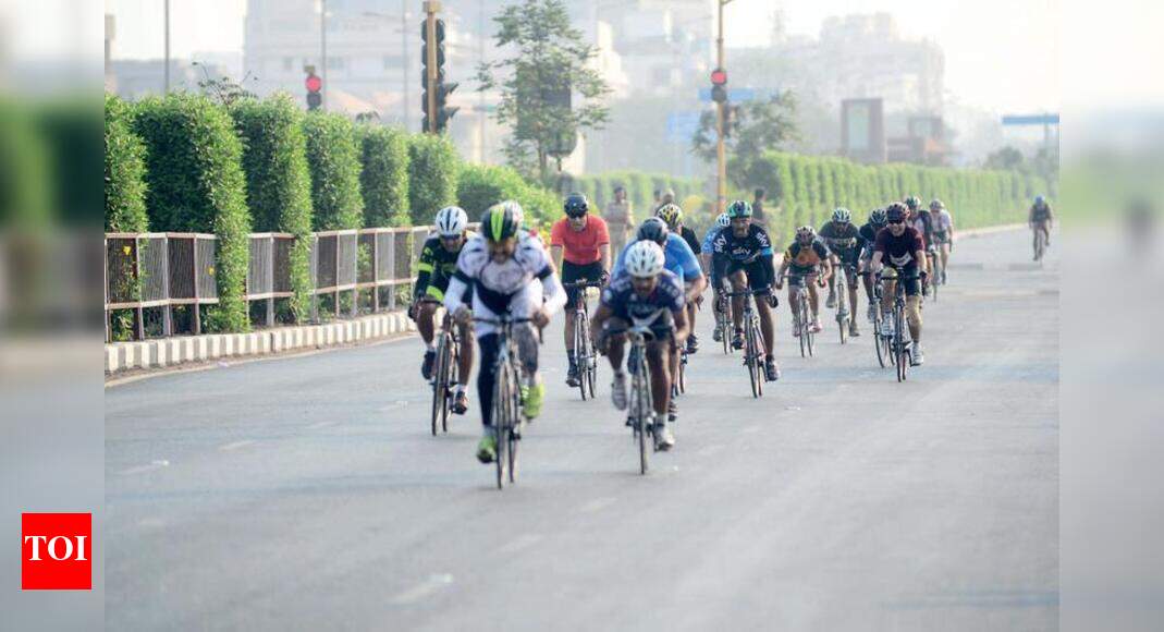 Cyclists Participated In The Cyclathon: Over 1,100 participate in Surat ...