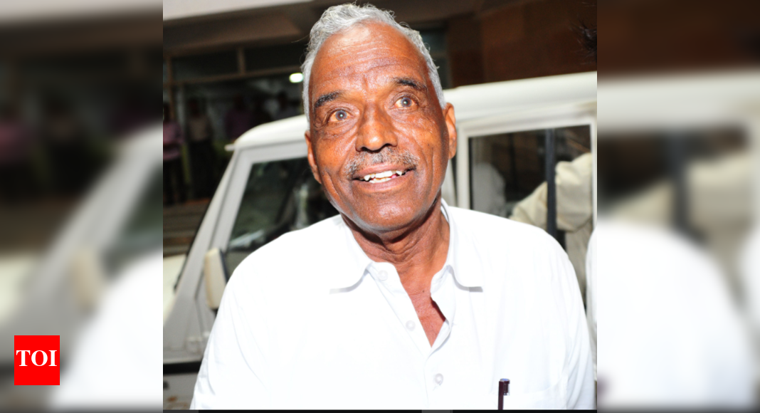 Amra Ram: Farmer leader Amra Ram seeks loan waiver, bonus on wheat ...