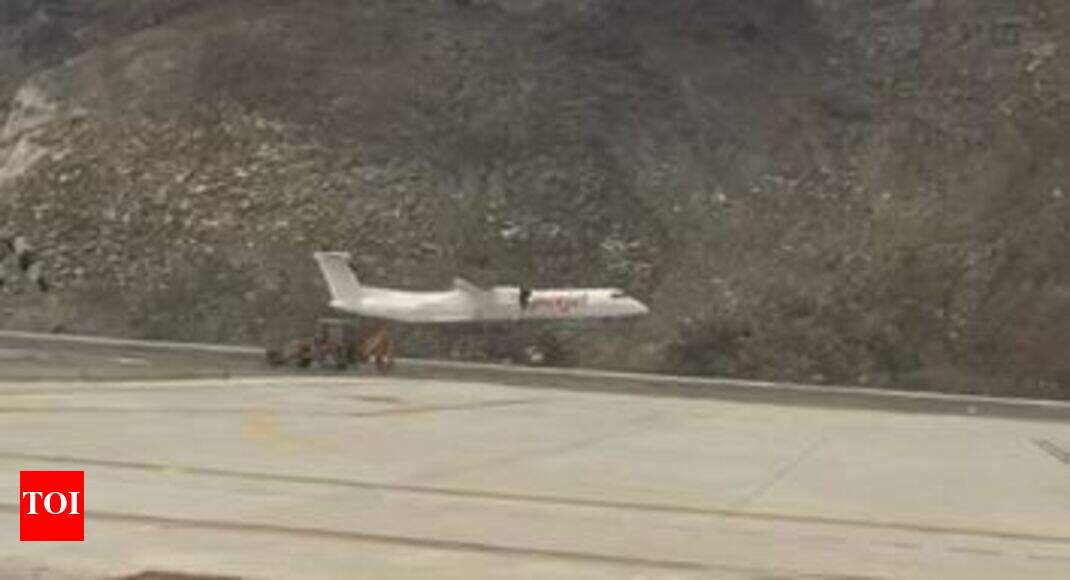 SpiceJet commercial flight lands in Sikkim: First commercial flight ...