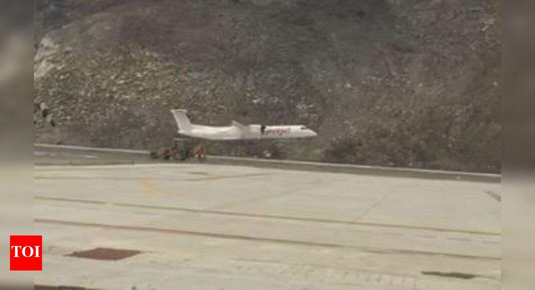 SpiceJet Commercial Flight Lands In Sikkim: First commercial flight ...