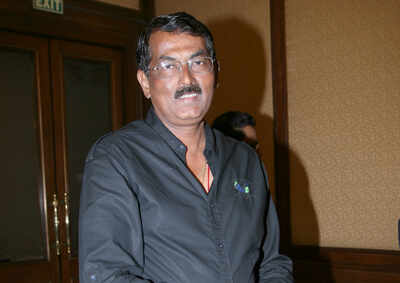 Ravi Kinnagi says yes to Nispal Singh's terms and conditions | Bengali ...