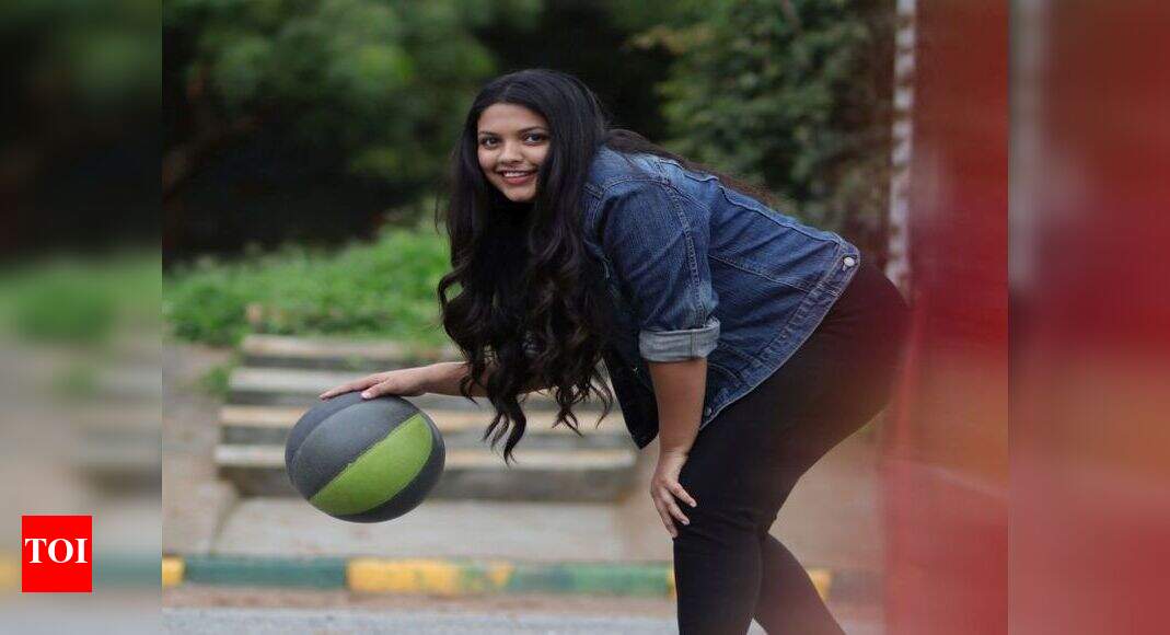 Watch Amrapali Shinde perform in the city | Kannada Movie News - Times ...