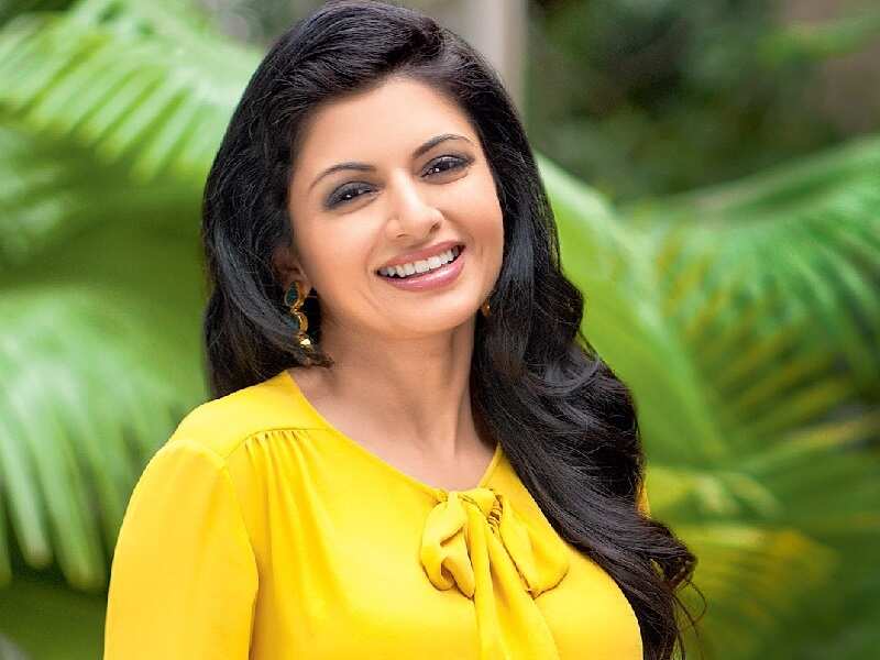 Bhagyashree to make a comeback with 2 States Telugu remake | Telugu ...