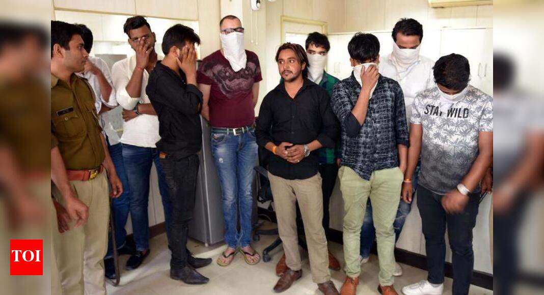 Fake call centres busted, 105 held for duping many of Rs 200 crore ...