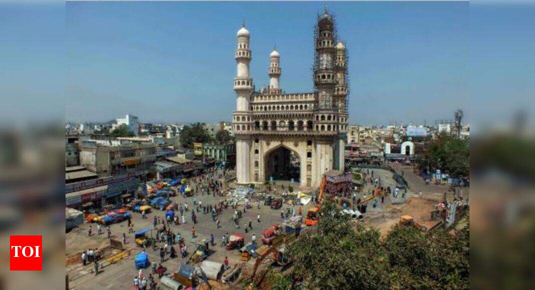 Charminar project a hawkers’ nightmare | Hyderabad News - Times of India