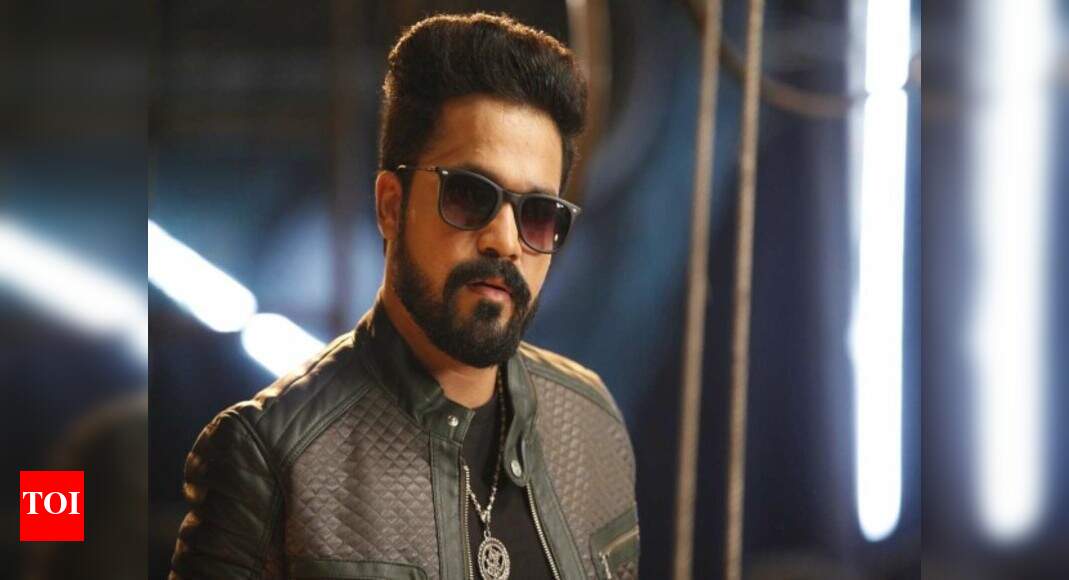 Popular TV actor Suvrat Joshi to make his Marathi film debut in ...