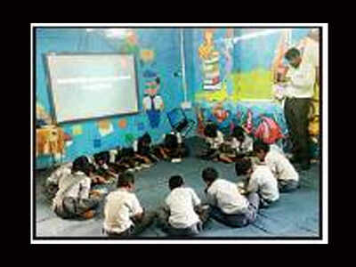 Beed teacher’s innovative style wins state award | Pune News - Times of ...