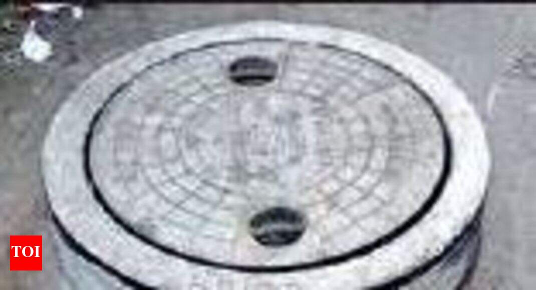 Elevated manholes, a serious traffic hazard at Urdu Galli | Hyderabad ...