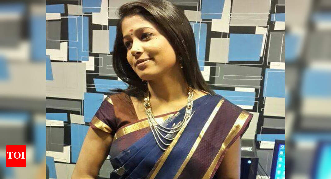 TV Anchor Radhika Reddy: Telugu news presenter Radhika Reddy jumps to ...