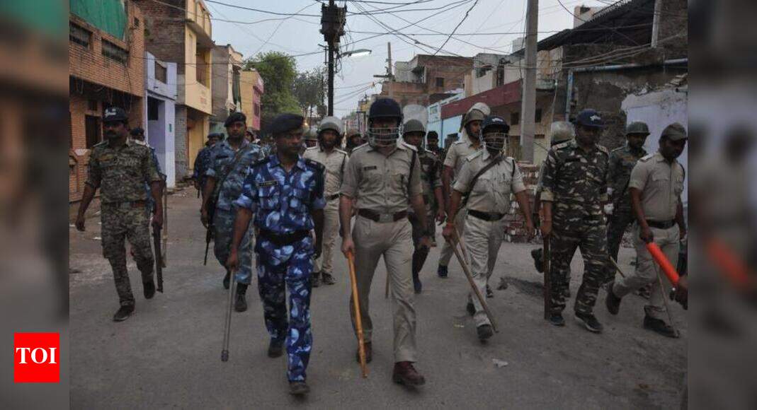 Bandh violence: Death toll hits 8, curfew in Gwalior-Chambal | Bhopal ...