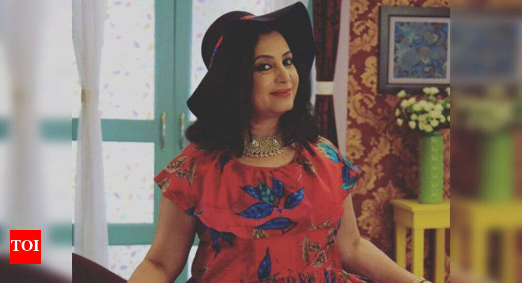 Tanuka Chatterjee celebrated birthday with ‘Pratidaan’ team - Times of ...