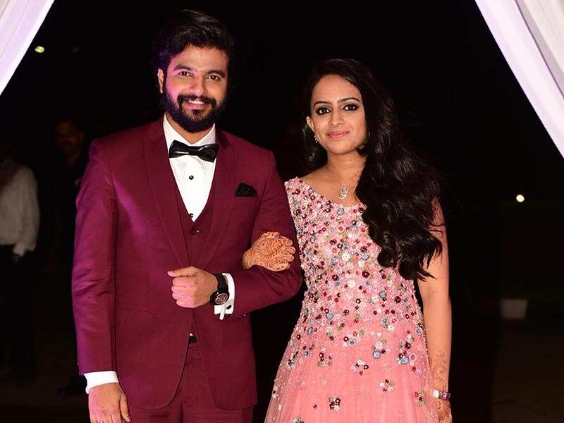 Neeraj Madhav and Deepthi's star-studded reception at Kochi | Events ...