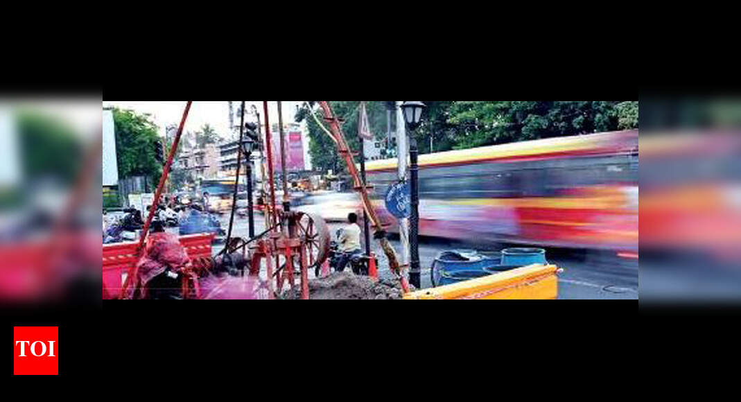 Karve Rd Metro: Curbs on heavy vehicles as Karve Road Metro work begins ...