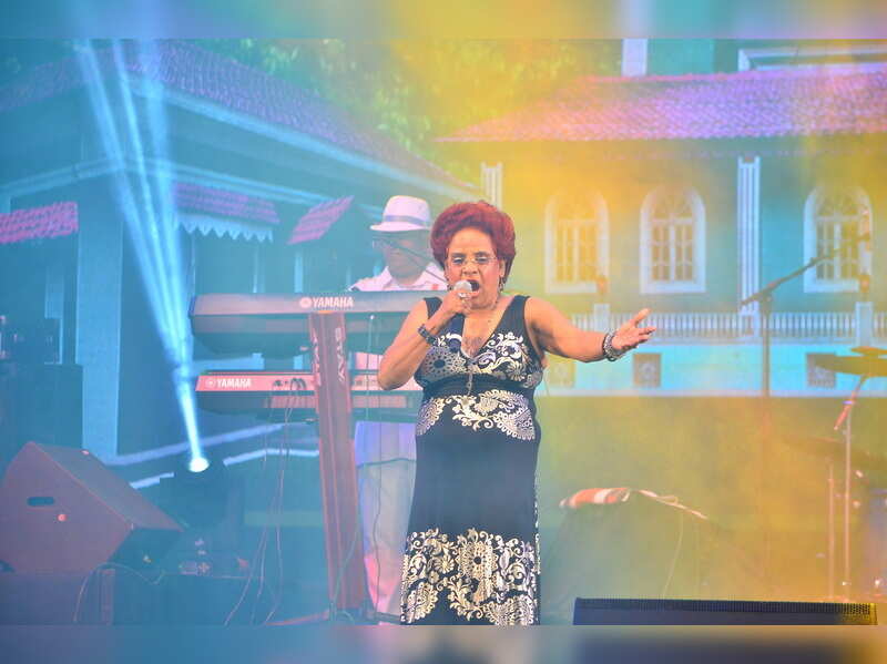 Legendary Goan singer Lorna enthrals audience once again | Events Movie ...
