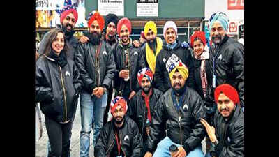 New York: Sikhs set world record on Turban Day in New York | Chandigarh ...