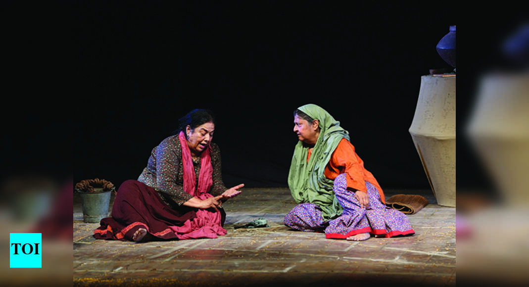 Rudali play highlights the struggle of farmers | Hindi Movie News ...