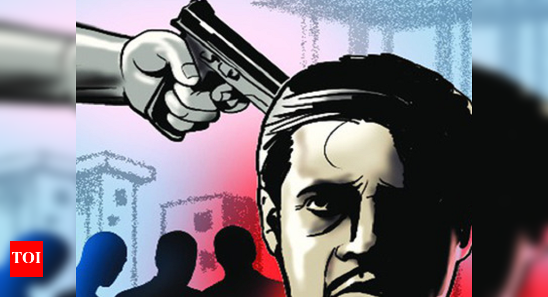Goons with guns loot Rs 14 lakh in 6pm Posta strike | Kolkata News ...