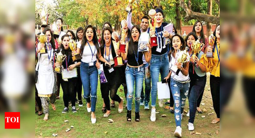 GNDU VC lauds infra, education in SD College | Chandigarh News - Times ...