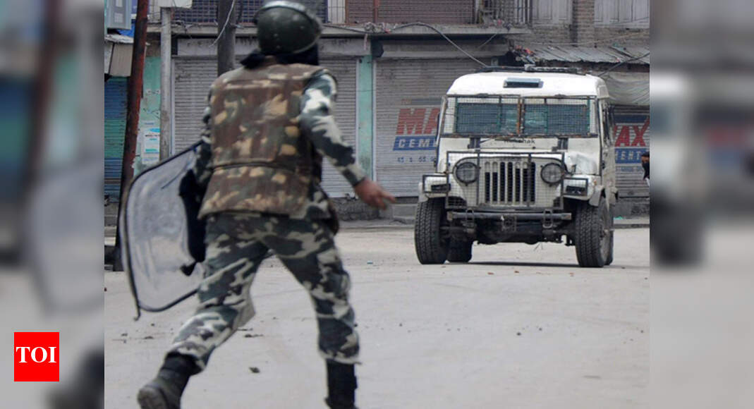 Srinagar: Security heightened in Srinagar | Srinagar News - Times of India