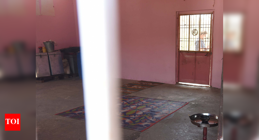 Kathua rape case: Temple sullying strikes raw nerve | India News ...