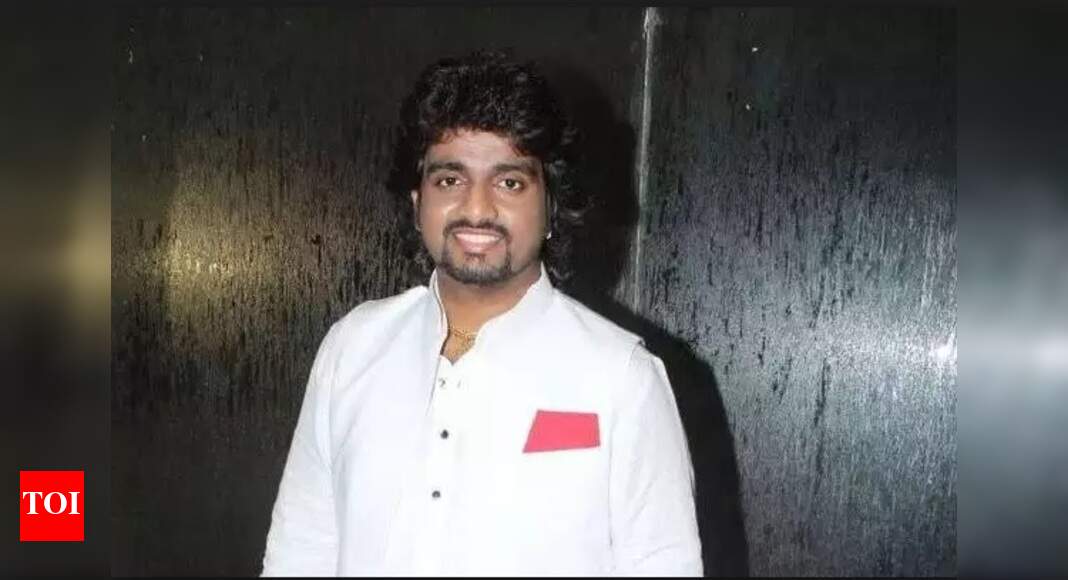 Adarsh Shinde to sing title song of mega play Ajinkya Yoddha | Marathi ...