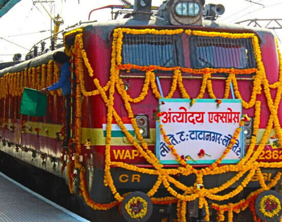 Antyodaya Express becomes first paint-less train by Indian Railways ...