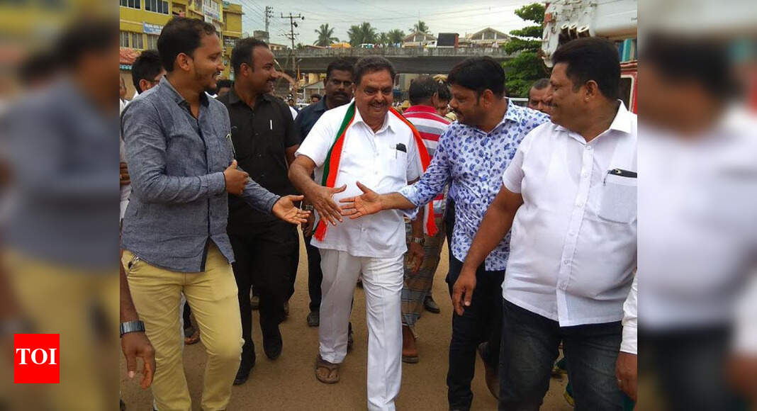 Ramanath Rai: Karnataka polls: Ramanath Rai files nomination papers on ...