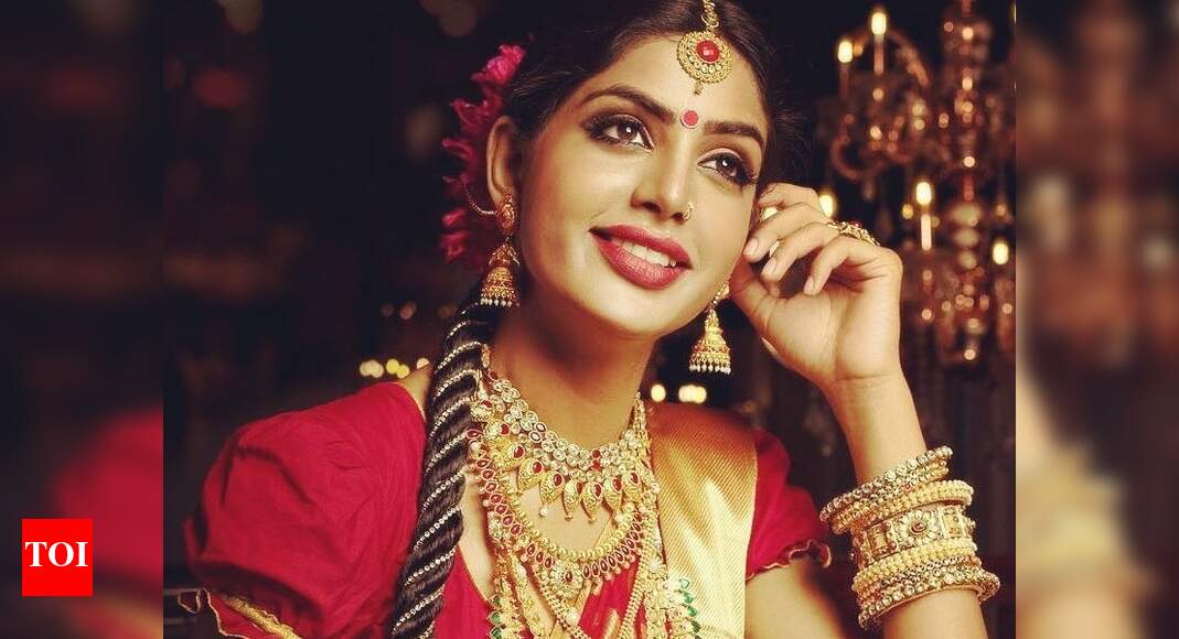 Gouri fame Navami Gayak talks about being the tallest TV actress ...