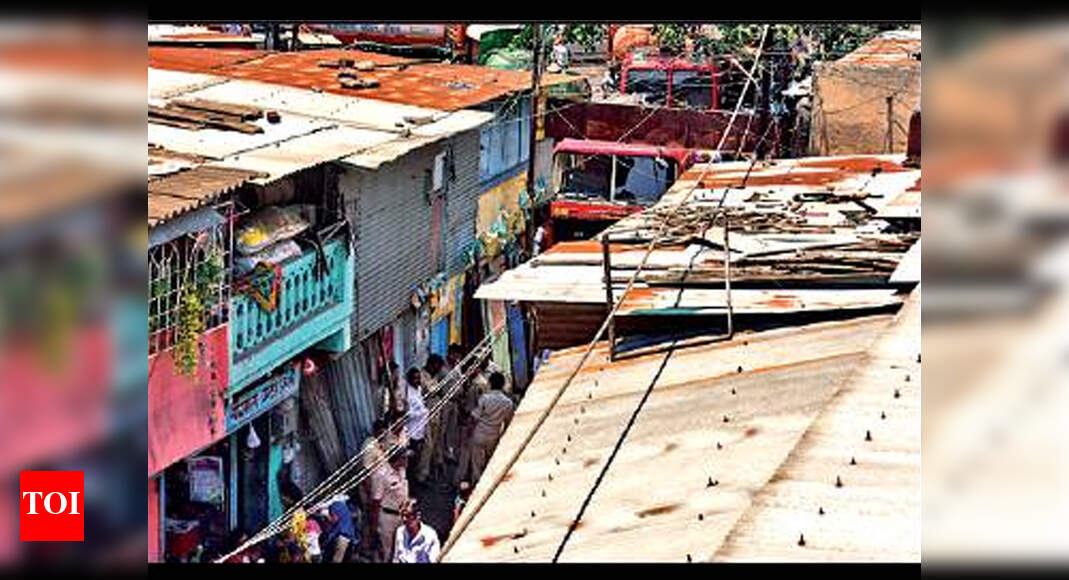 Congested Lanes In Slums Dampen Firemen’S Efforts: Congested lanes in ...