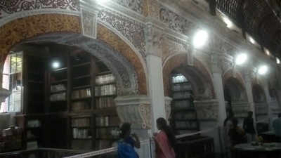 Visitors rush to Heritage Library to bury faces in decade-old books ...