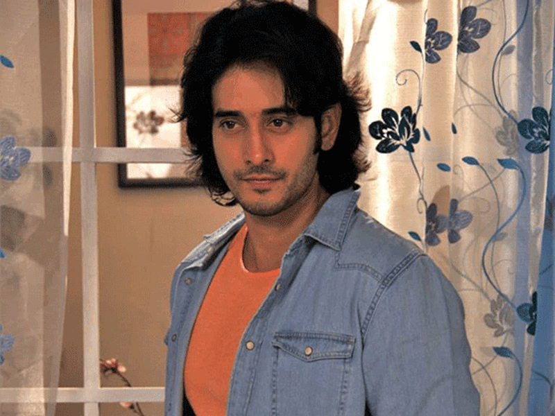 Reel turns real as Siddharth Arora falls sick on the sets of his TV ...