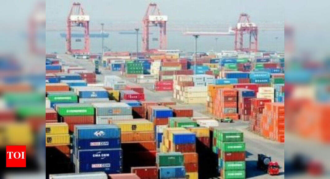 India's global trade rises 16% to $767.9 billion in 2017-18 - Times of ...