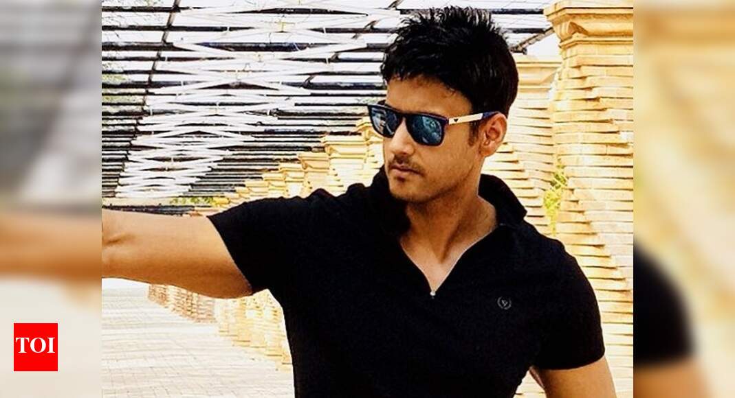 Yash Dasgupta shares an adorable picture with his pet dog | Bengali ...
